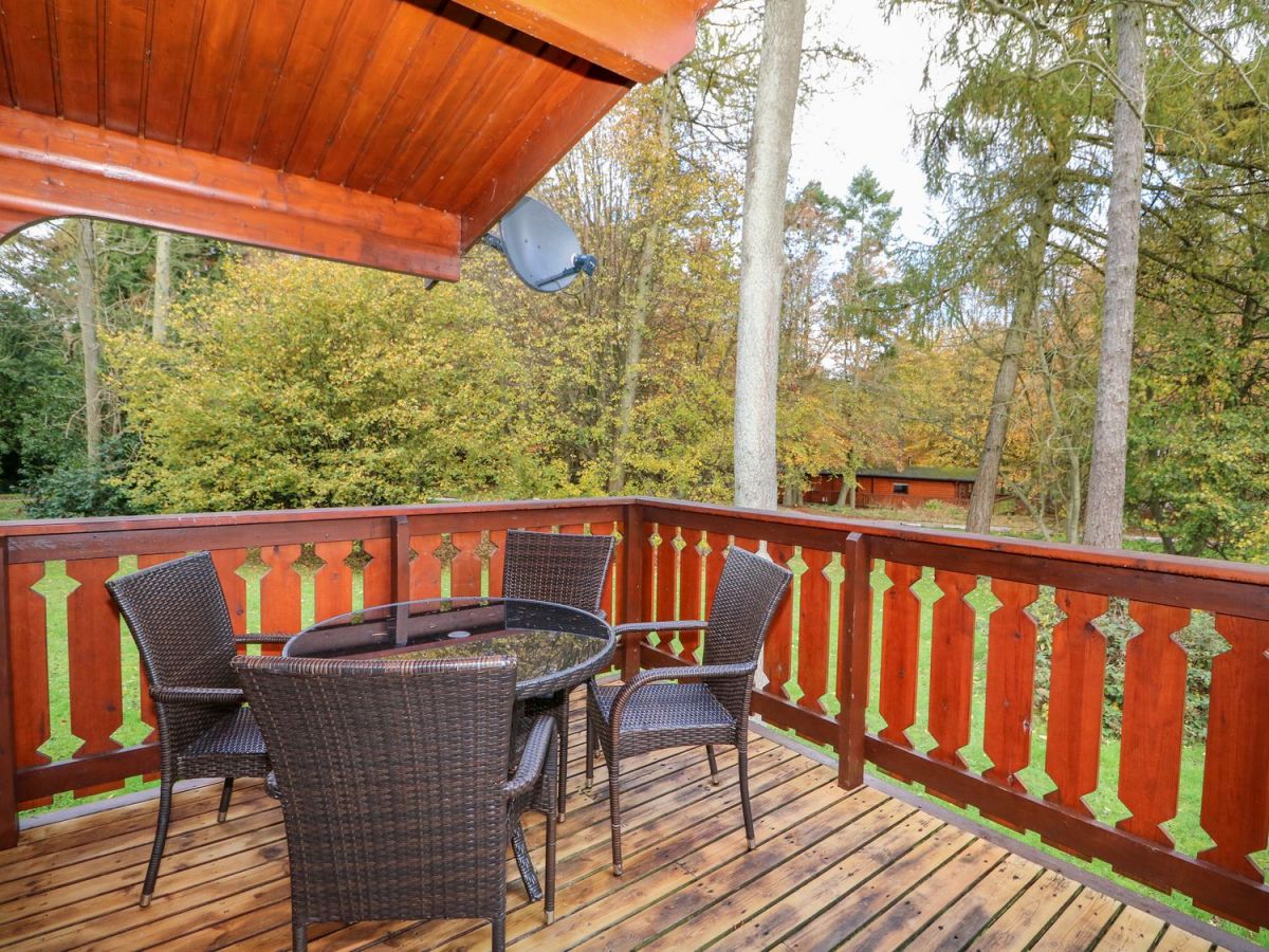 Kenwick Woods Lodges - Louth, Lincolnshire | Self Catering Holiday Lodges