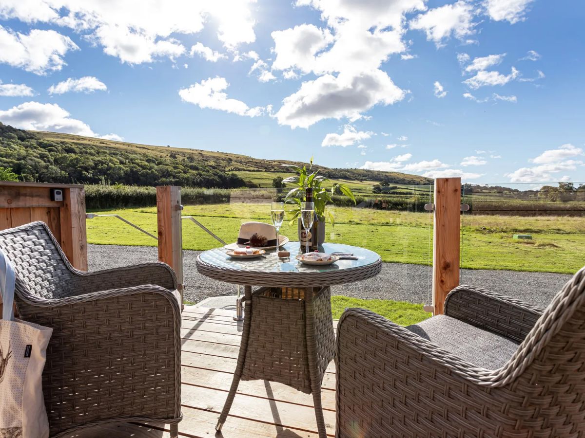 Longlands Farm Retreats - Cartmel, Cumbria | Self Catering Holiday Lodges