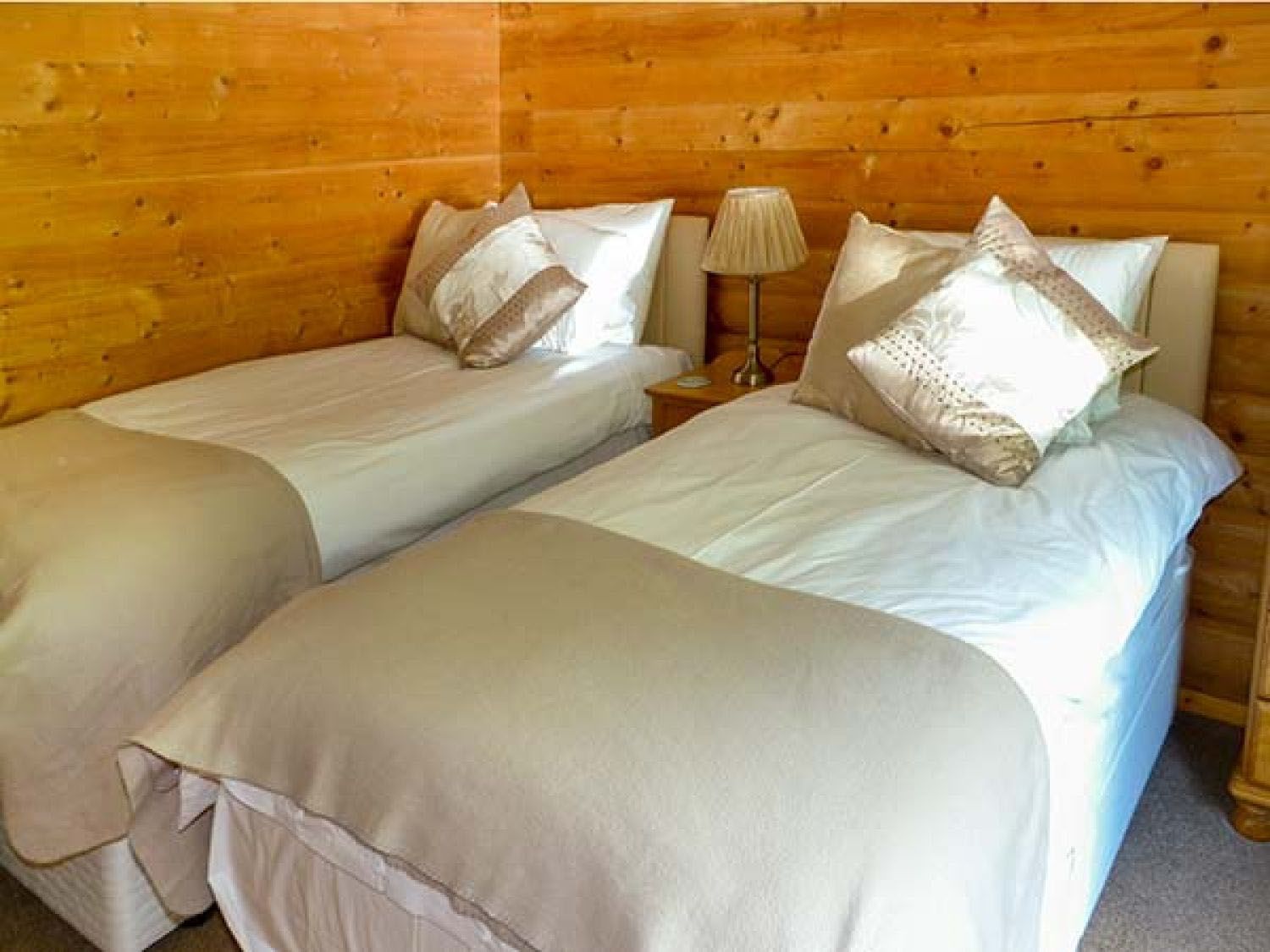 Barend Holiday Lodges - Colvend, Dumfries & Galloway | Self Catering ...