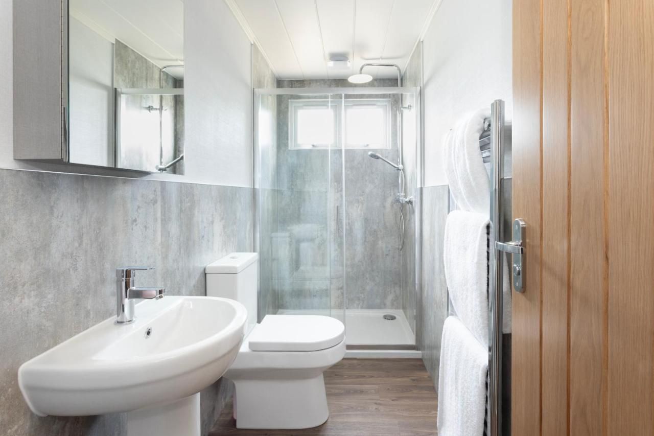 Lost Shore Surf Resort – Surf-Inspired Holiday Accommodation Edinburgh