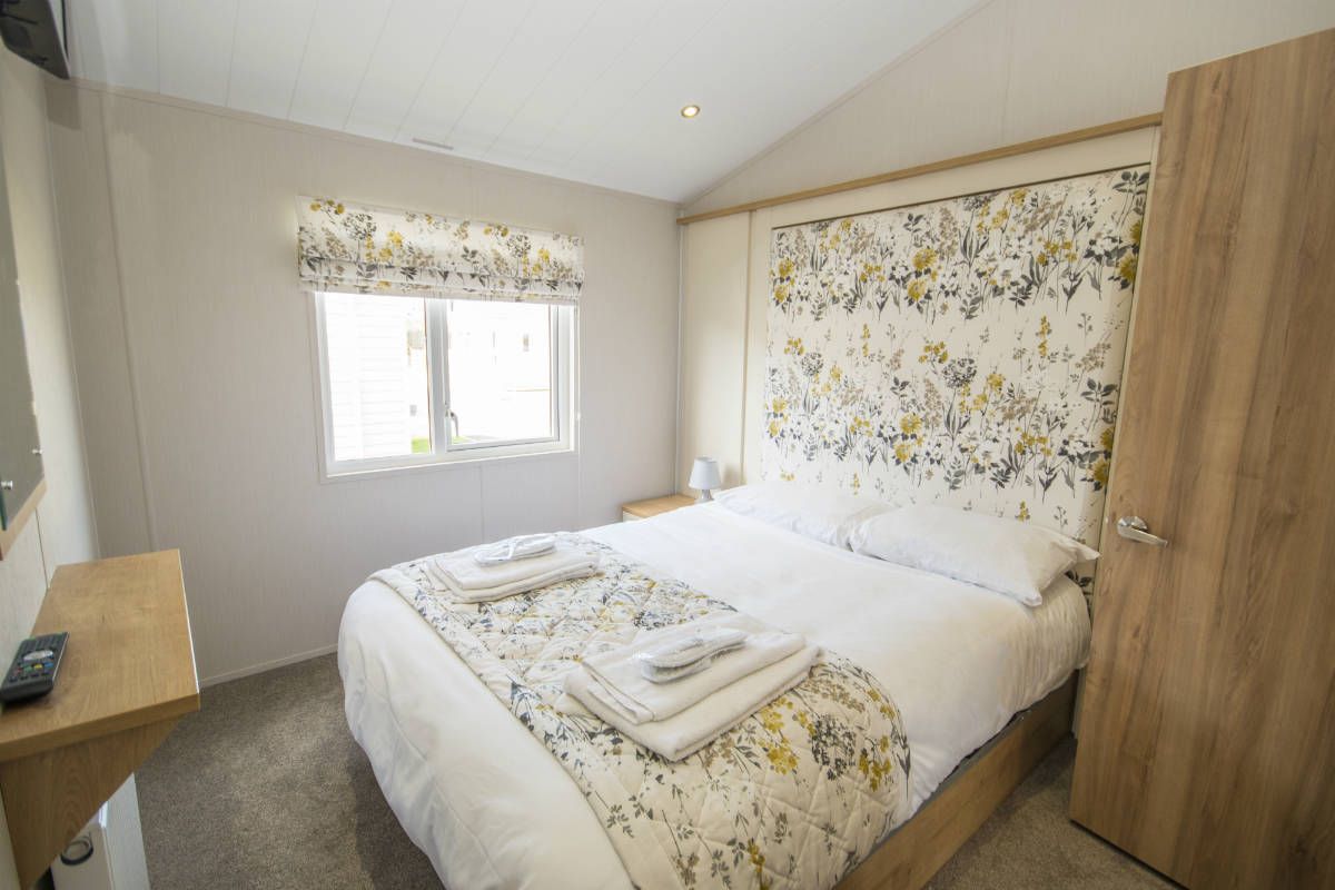 Coghurst Hall - Hastings, East Sussex | Self Catering Holiday Lodges