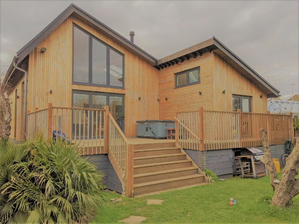 Cranmer - New Eco Beach House - Camber, East Sussex | Self Catering ...
