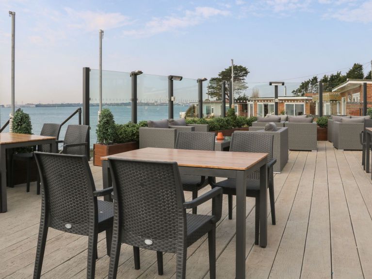 Solent Lodge - Southampton, Hampshire | Self Catering Holiday Lodges
