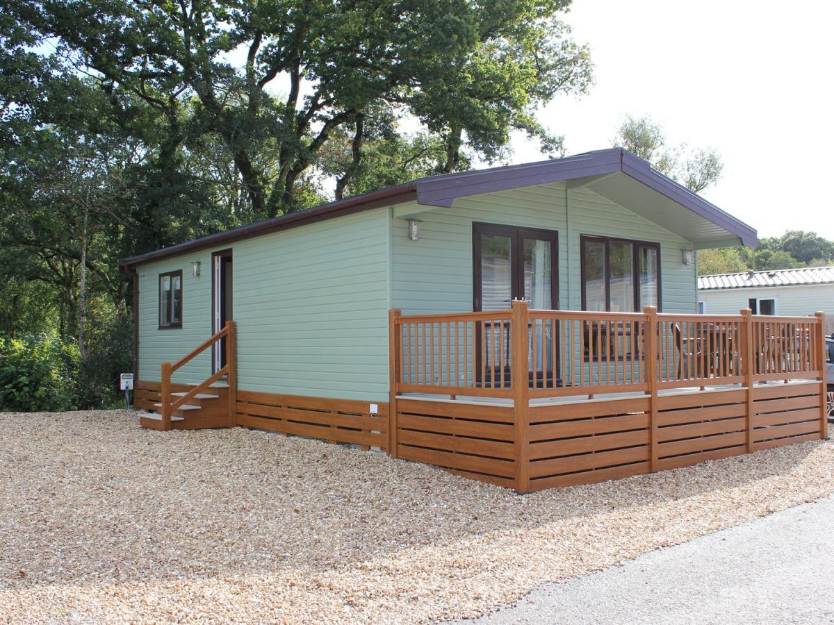 Holiday Lodges & Log Cabins