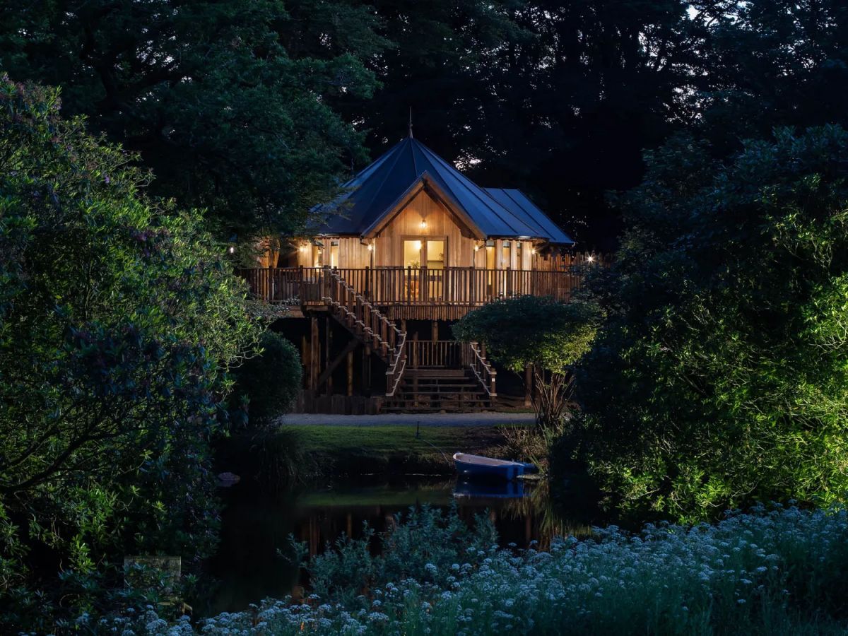 Book a holiday in a Hobbit House, various locations throughout the UK