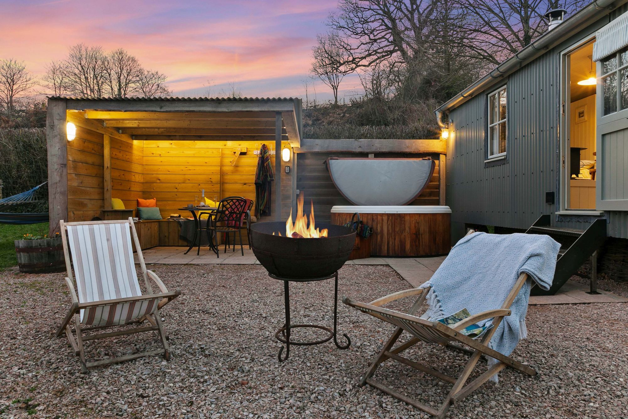 Devon Heaven Hideaways - Kenn, Exeter, Devon | Self Catering Holiday Lodges