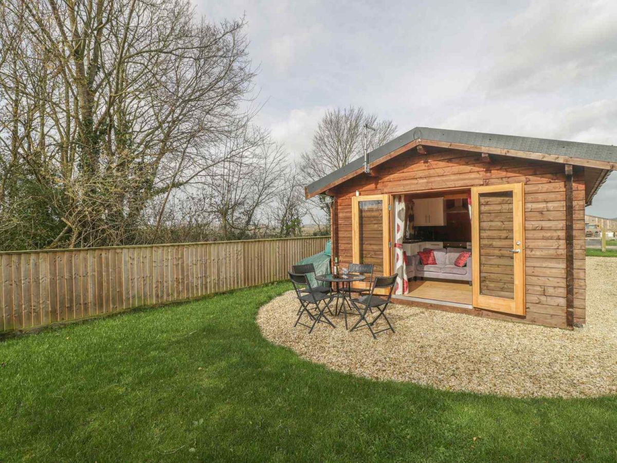 Wabbit, The Little Burrow - Radstock, Somerset | Self Catering Holiday ...
