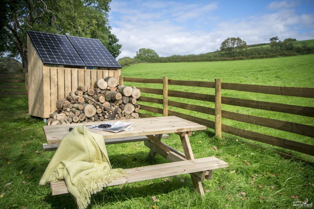 Tyr Onnen Treehouse - Talybont, Ceredigion | Self Catering Holiday Lodges